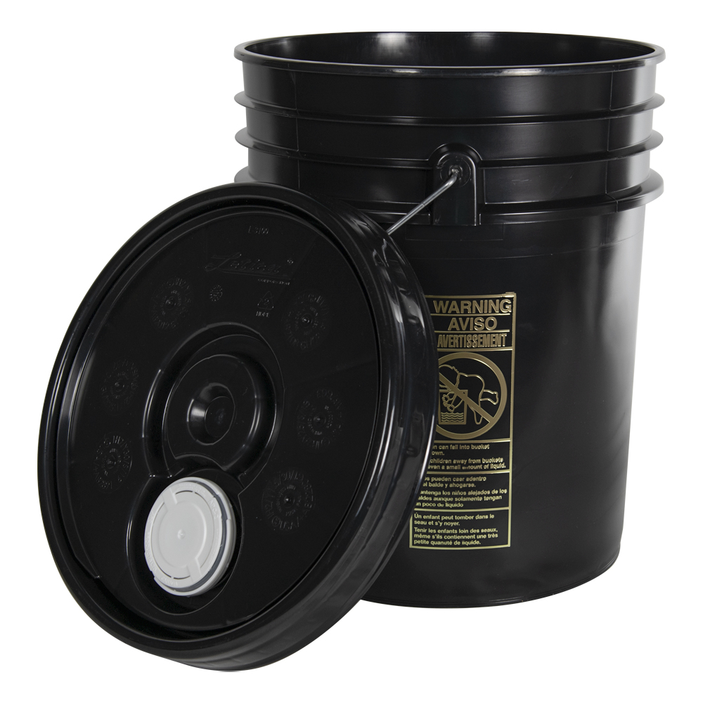 UN Rated Black 5 Gallon Bucket w/Metal Handle & Lid w/Rieke Pour Spout ...