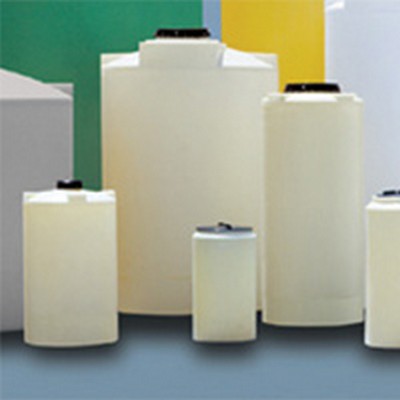 Cross Linked Polyethylene Vertical Bulk Tanks | U.S. Plastic Corp.